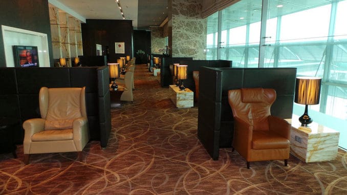 Singapore Airlines A380 First Class Suite SQ403 Delhi - Singapore ...