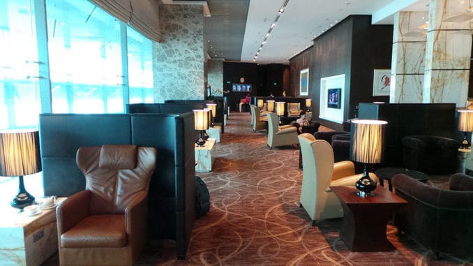 Singapore Airlines A380 First Class Suite SQ403 Delhi - Singapore ...