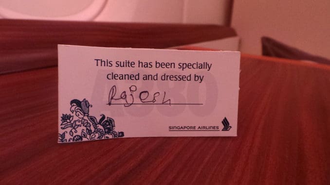 Singapore Airlines A380 First Class Suite SQ403 Delhi - Singapore ...