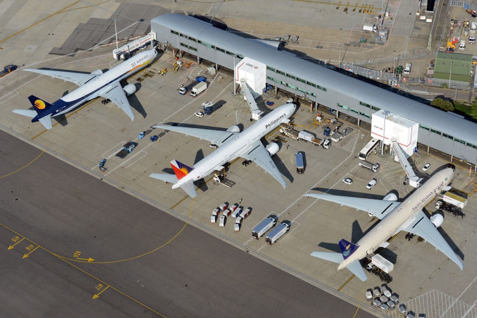 London Heathrow Aviation Photography - SamChui.com