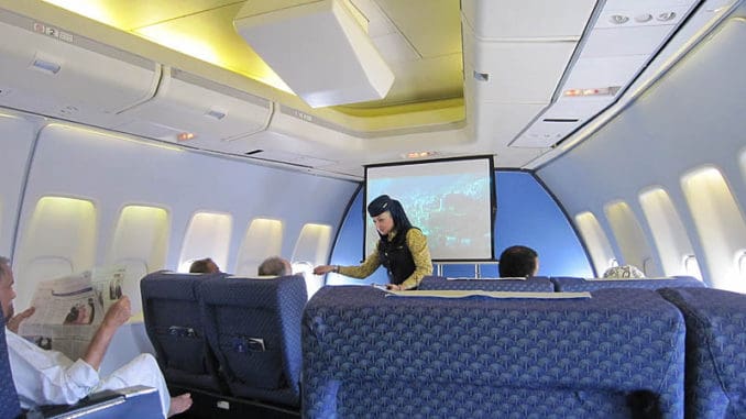 Saudia First Class Review B747-300 Jakarta to Riyadh