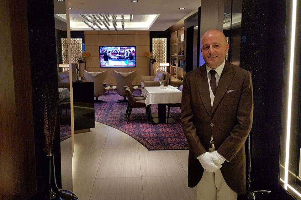 Review: Etihad Airways The Residence Lounge - SamChui.com