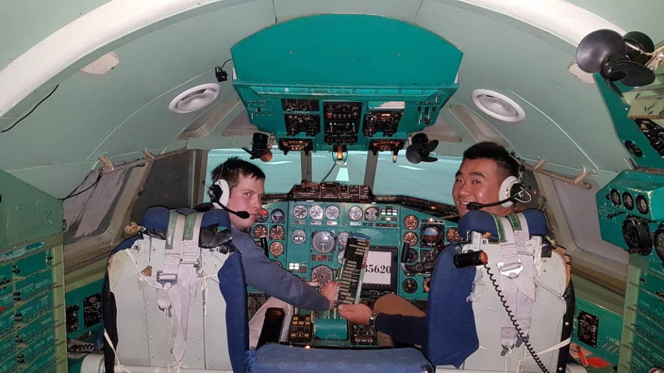 Flying a Tupolev Tu-154 Flight Simulator in Russia! - SamChui.com