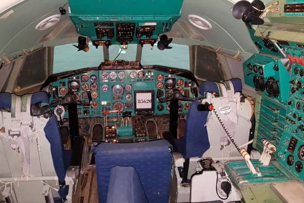 Flying a Tupolev Tu-154 Flight Simulator in Russia! - SamChui.com