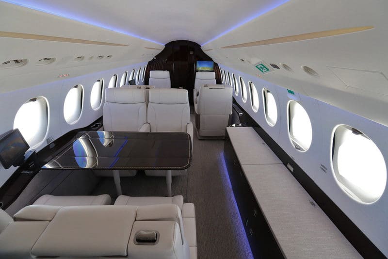 Flying Dassault Falcon 8X Private Jet - SamChui.com