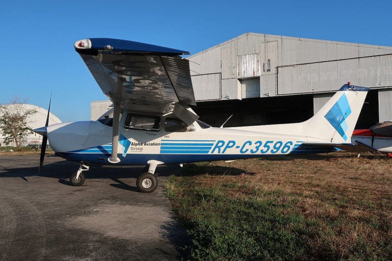 My First Flying Lesson with Alpha Aviation Group - SamChui.com
