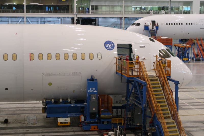 Inside the Boeing South Carolina B787 Factory - SamChui.com