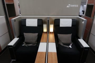 Review: Swiss B777 First Class Suite - SamChui.com