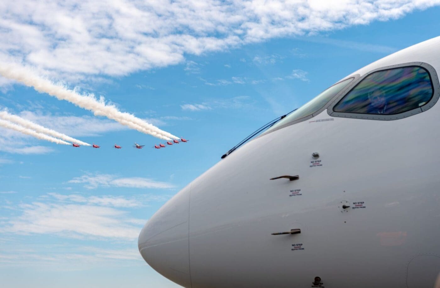 Airbus A220 gains greater capability with ETOPS 180 approval - SamChui.com