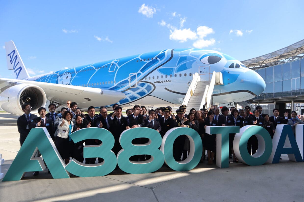 First ANA "Flying Honu" A380 Delivered! - SamChui.com