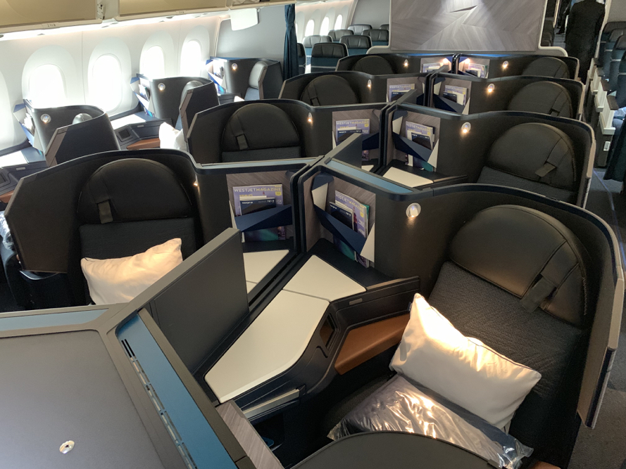 Review: WestJet B787 Flying Experience - SamChui.com