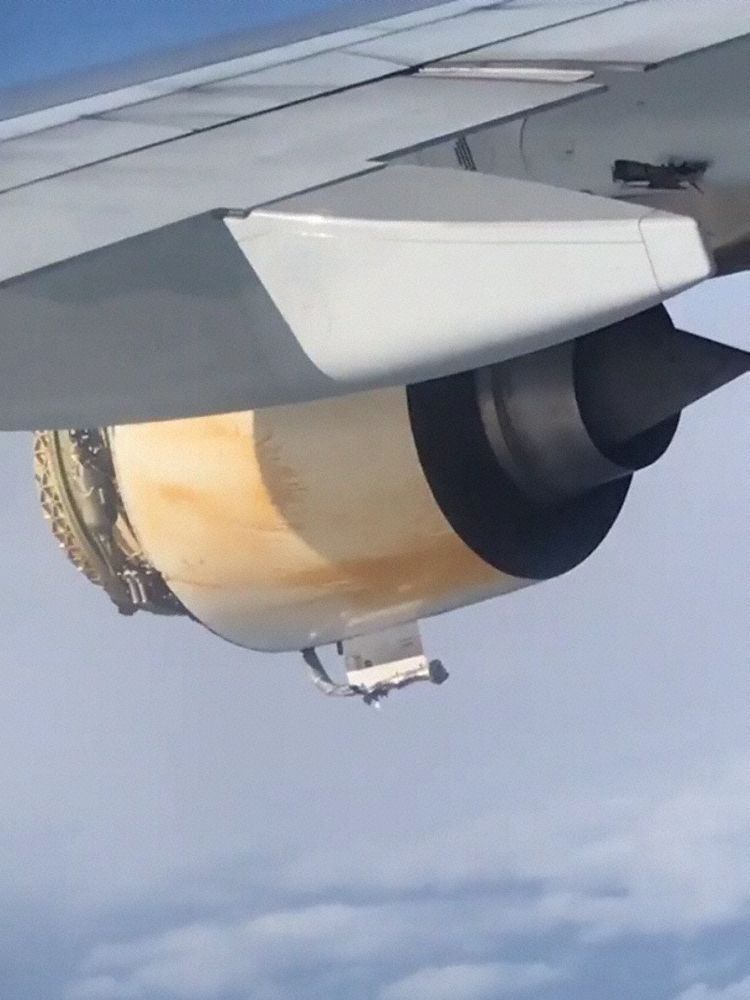 Air France A380 Engine Components Recovered - SamChui.com