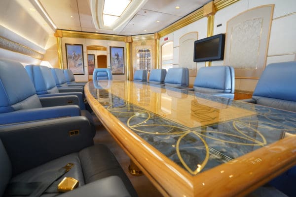 Flying on a VIP Boeing 747-SP - SamChui.com