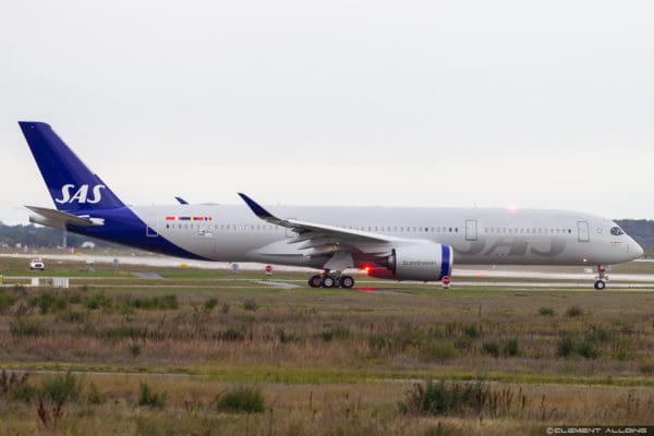 First SAS A350-900 Performs Maiden Flight - SamChui.com