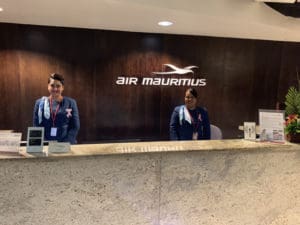 Review: Air Mauritius A350-900 Mauritius Paris - SamChui.com