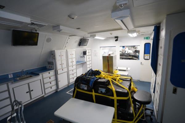 Mission Orbis - Flying Inside Orbis Flying Eye Hospital MD-10