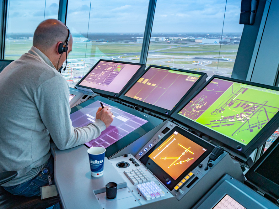 Amsterdam Air Traffic Control Visit - SamChui.com