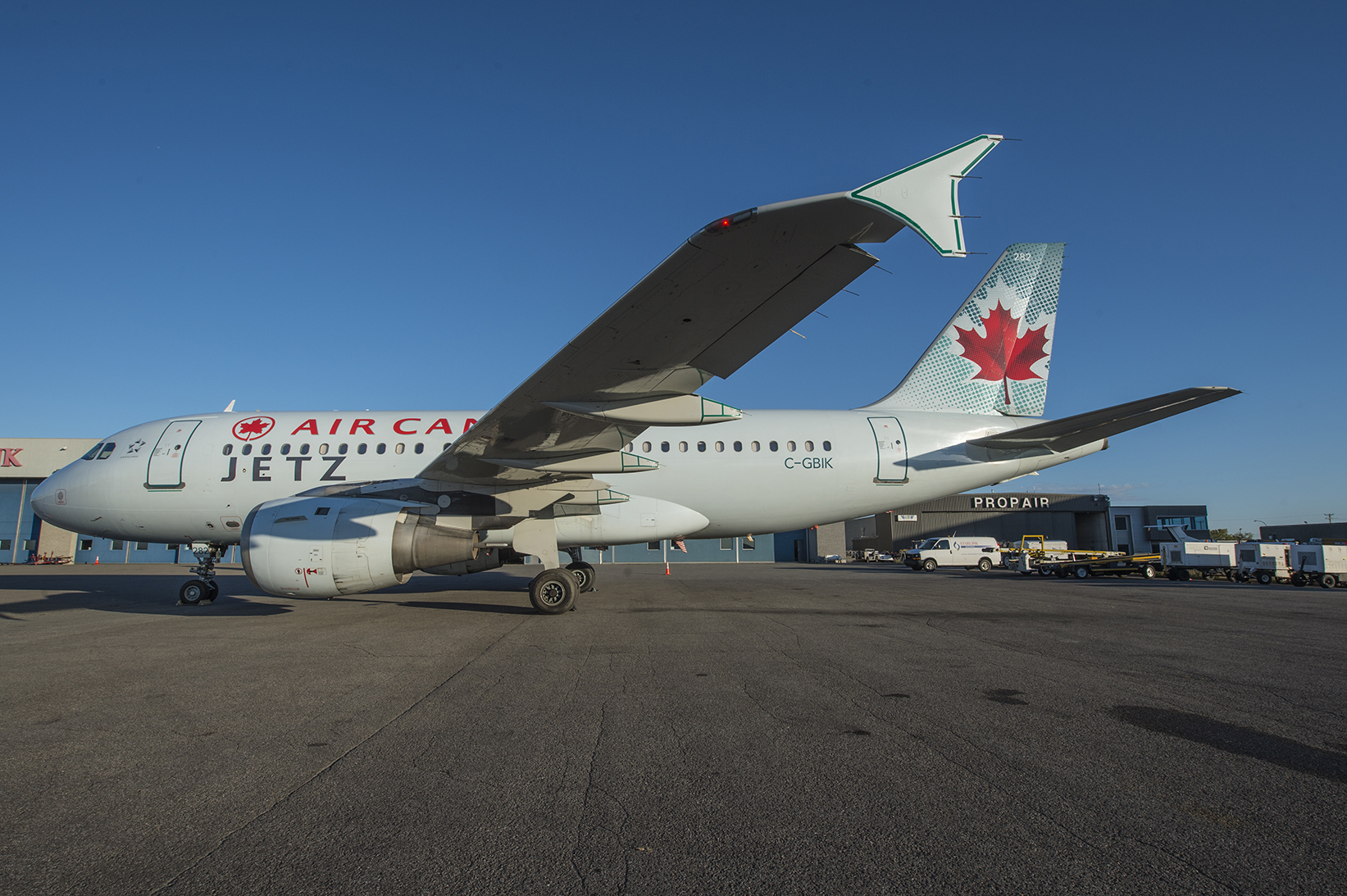 Air Canada To Fly All Business Class JETZ A319 on Domestic Flights ...
