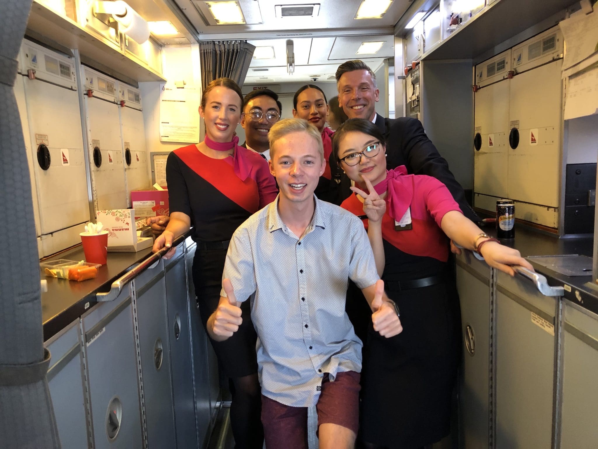 Qantas Boeing 747 Crew Photo - SamChui.com