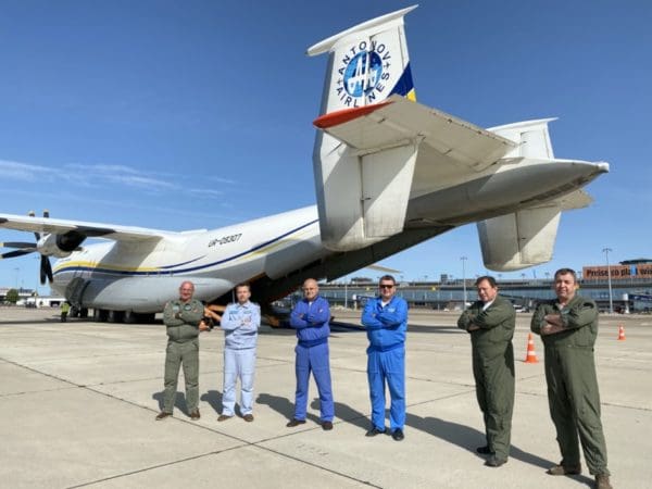 Flying The World's Biggest TurboProp Antonov An-22 - SamChui.com