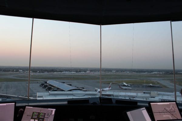 Exclusive: A Day In The Life Of An Air Traffic Controller - SamChui.com