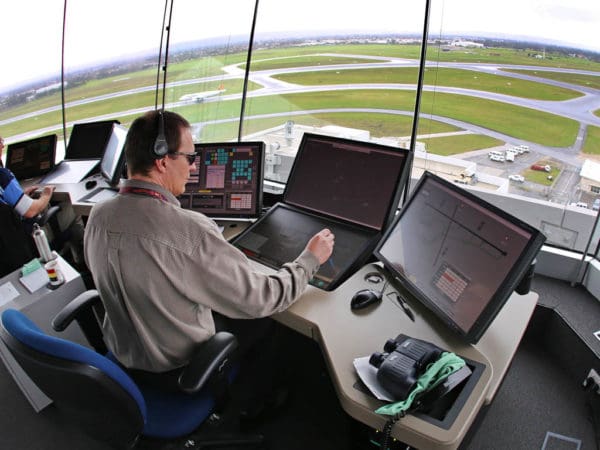 Exclusive: A Day In The Life Of An Air Traffic Controller - SamChui.com