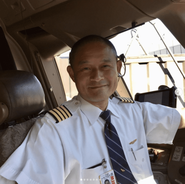 Captain Alex Lin United - SamChui.com