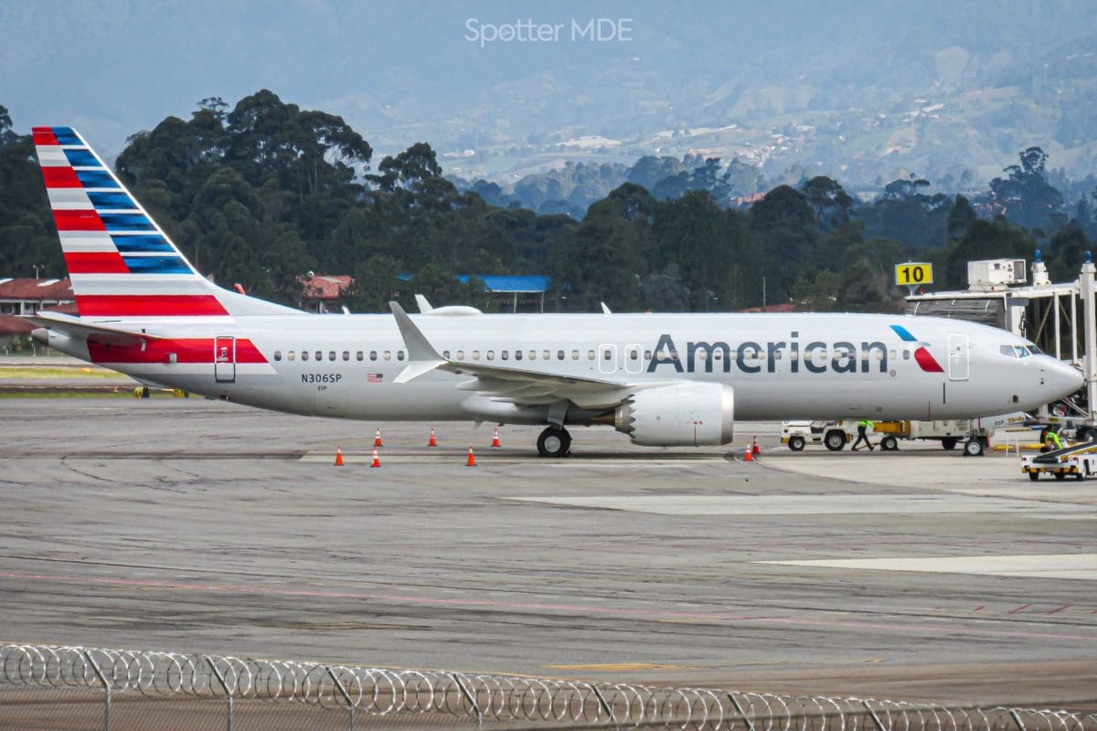 Which Airlines Currently Flies the Boeing 737 MAX?