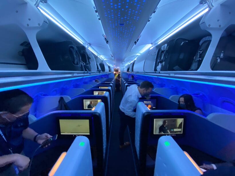 JetBlue_London_Inaugural_30 - SamChui.com
