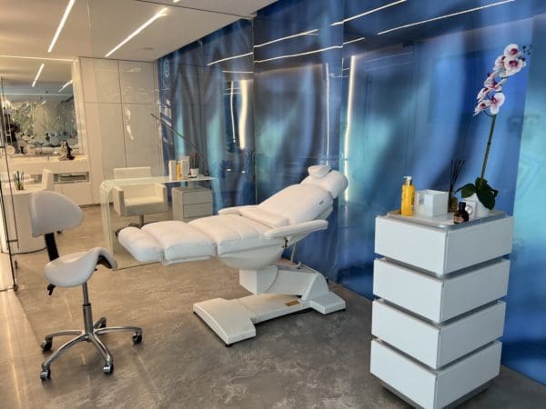 Trip Report: MEA Middle East Airlines A330-200 Beirut to Dubai