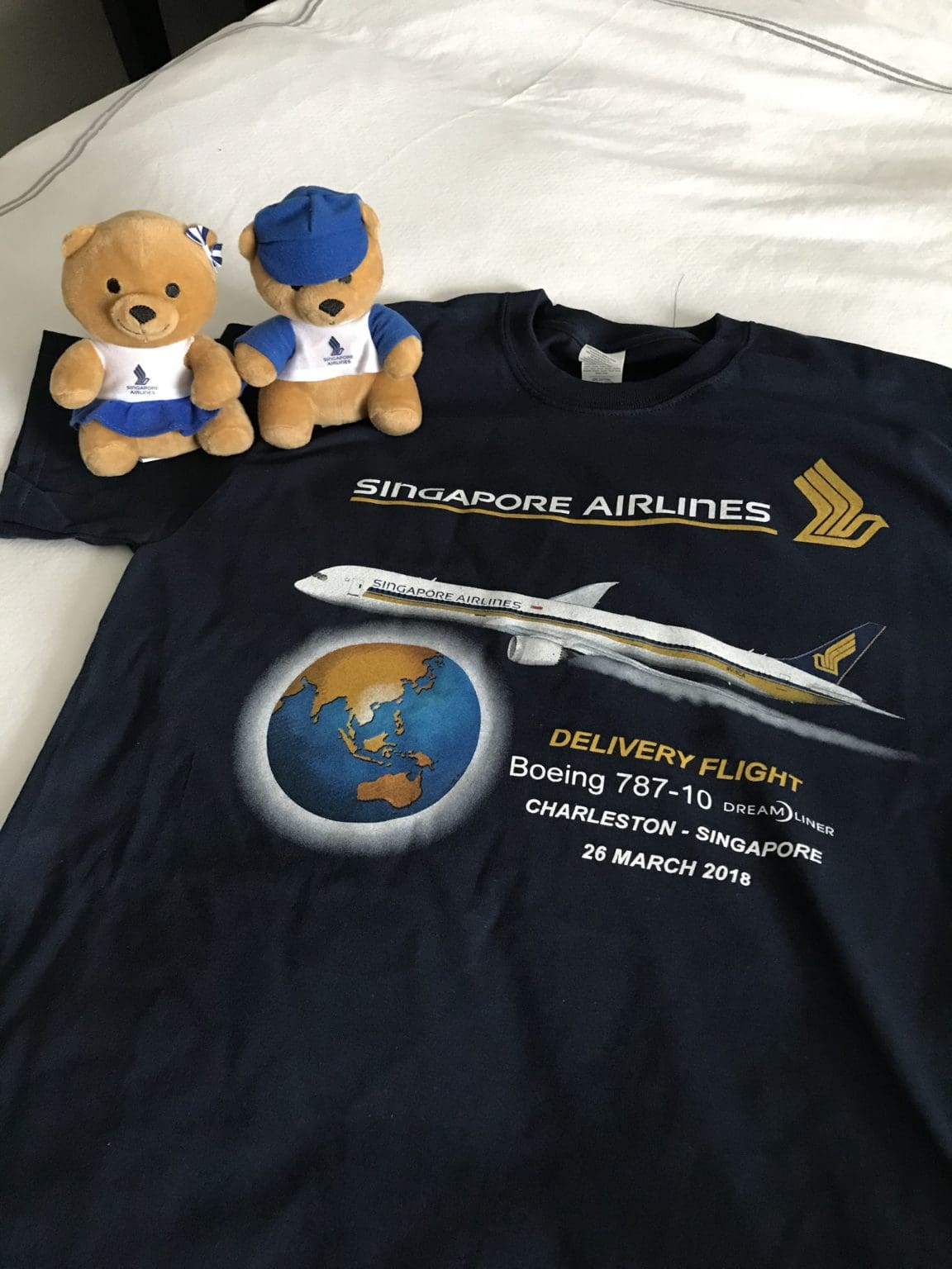 10 Airline T-Shirts for Airline Lovers