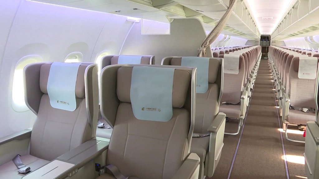 COMAC C919 Operates Maiden Commercial Flight