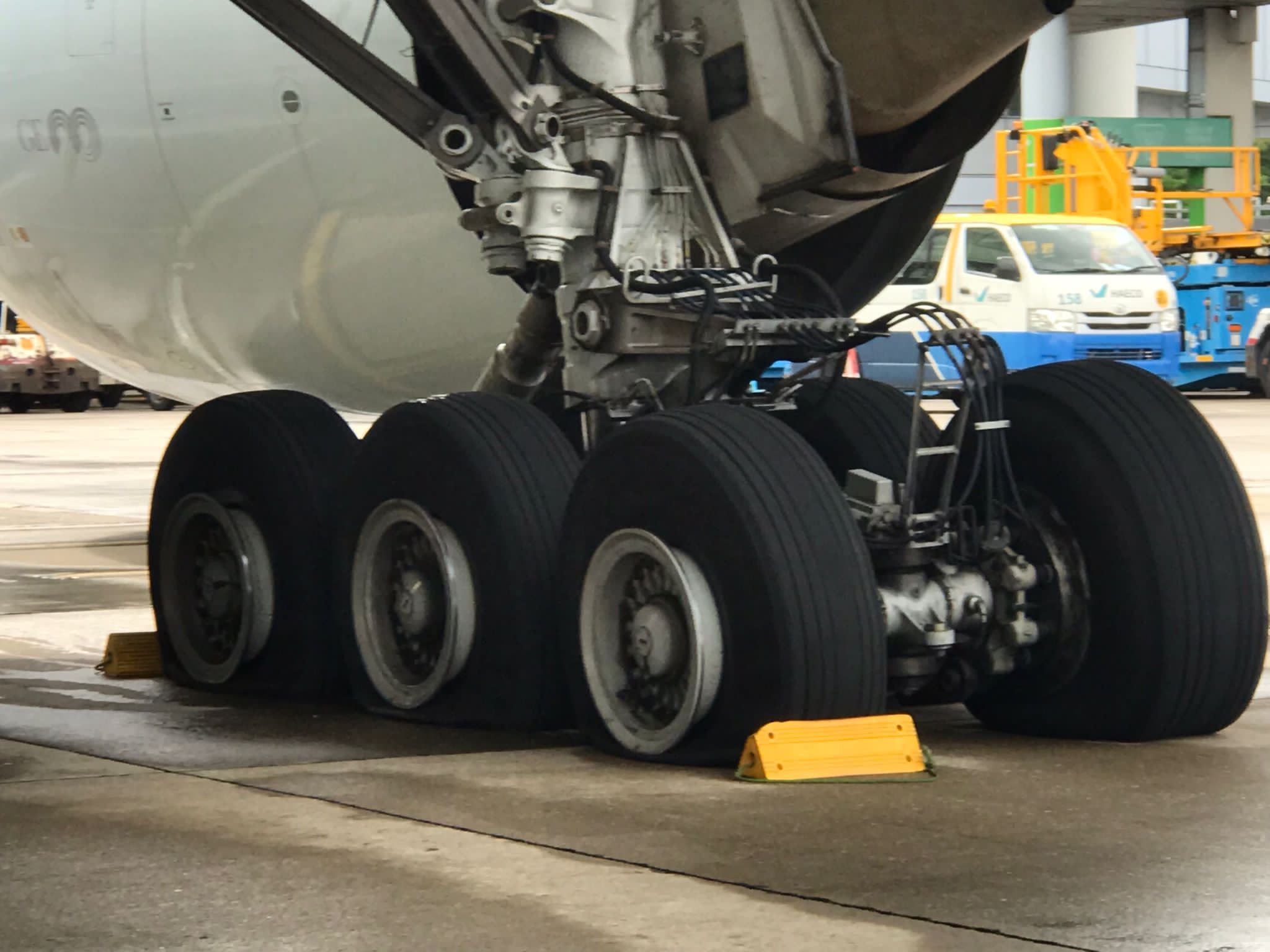 Eleven Injured on Cathay Pacific Boeing 777 During Evacuation