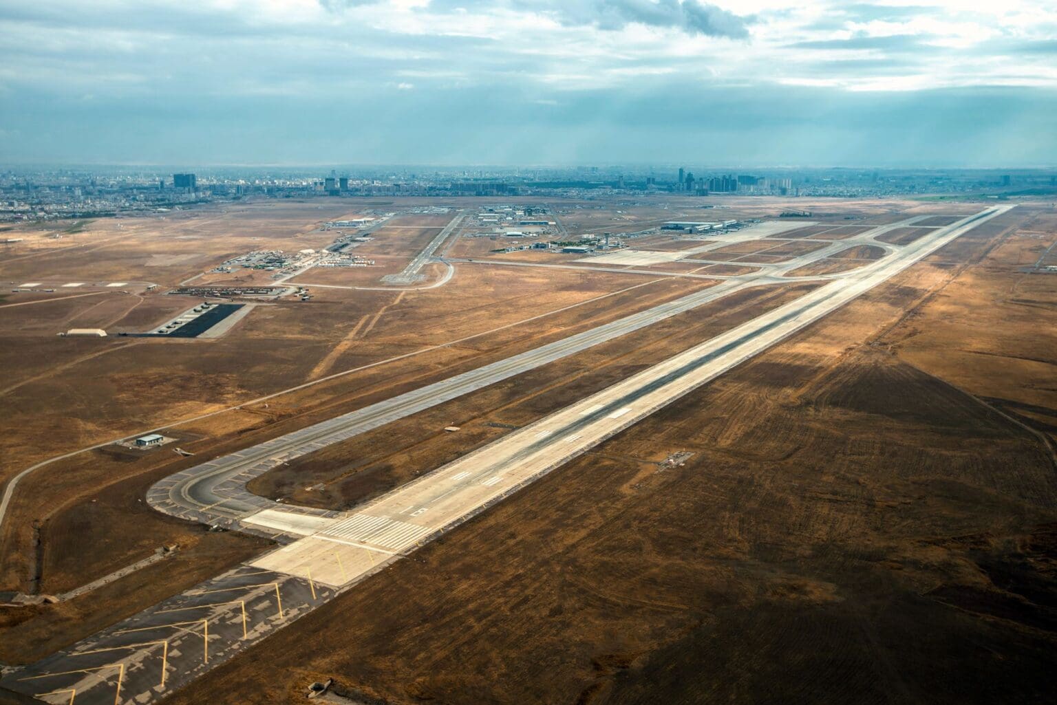 Top 10 Longest Runways in the World