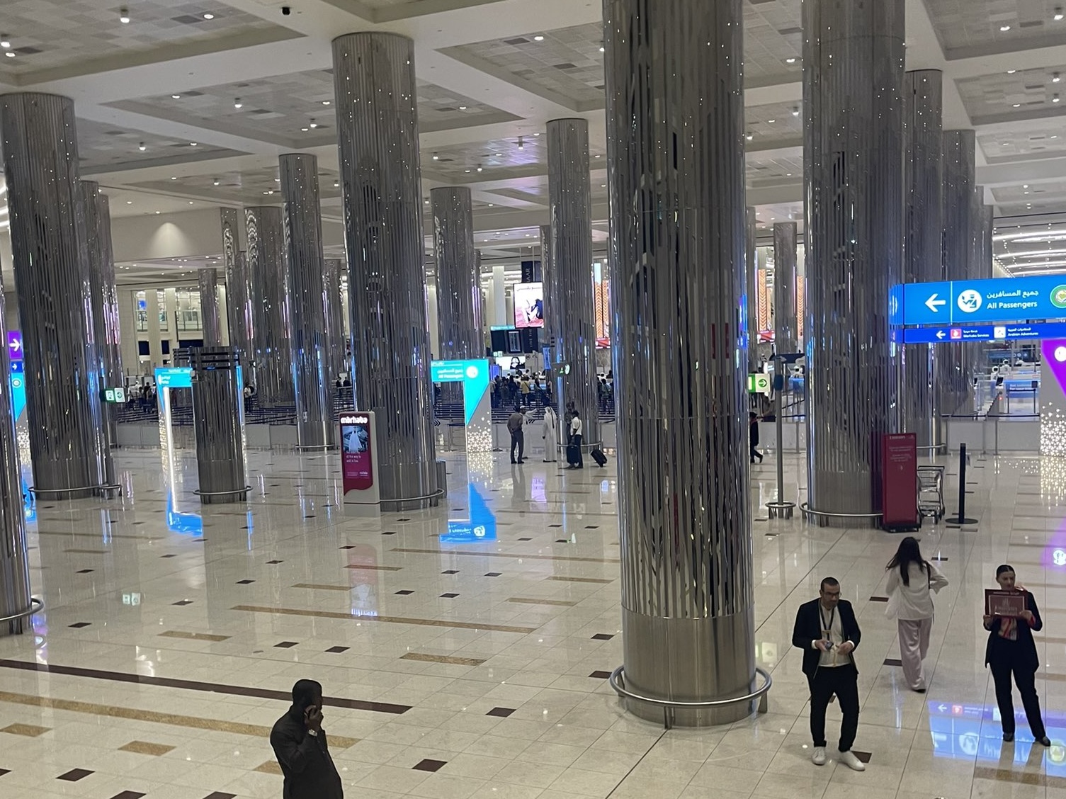 Dubai Airport Flooded - Flight Cancellation and Disruptions