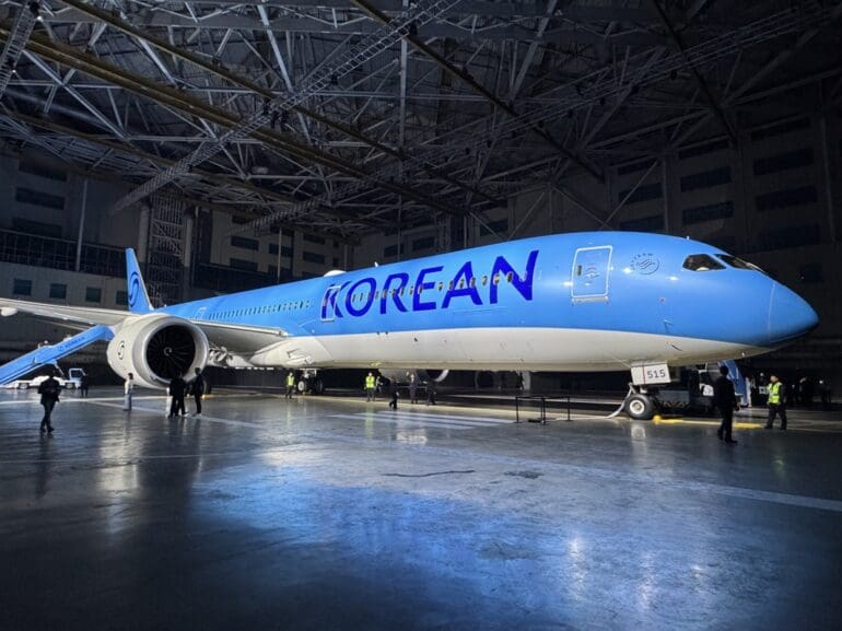 Korean Air Unveils New Corporate Identity and Aircraft Livery